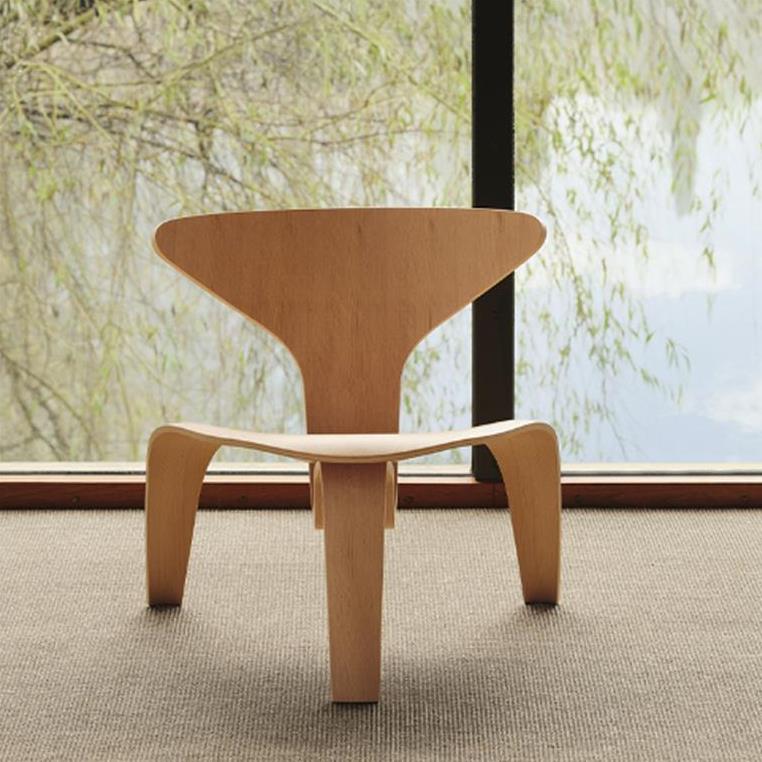 PK0 A™ Lounge Chair Clear Lacquered / Oregon Pine - 2nd Floor